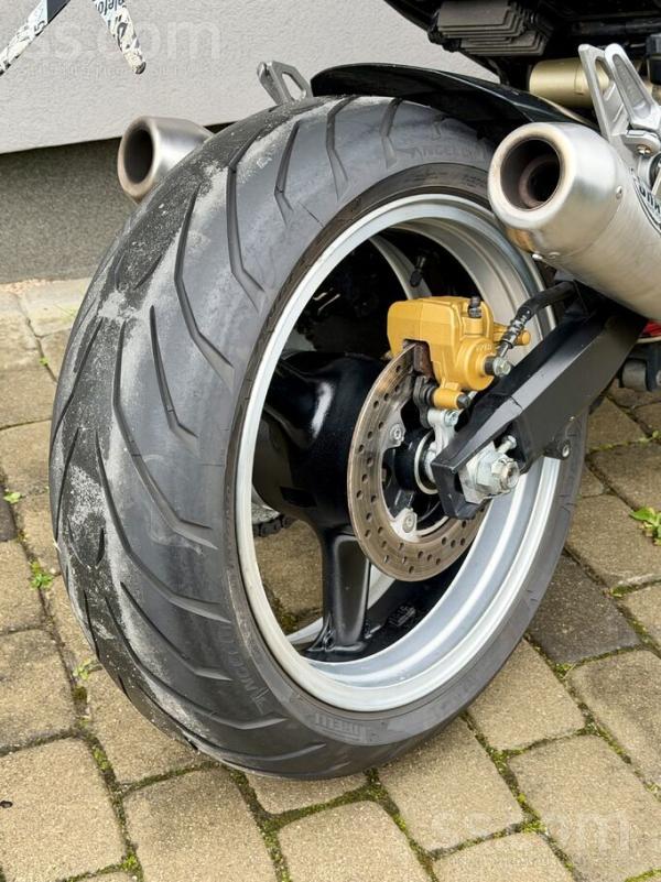 Kawasaki Z1000 2006 Ogre, ar dzinēja tilpumu 1.00 L un nobraukumu 0 tūkst. km par 2900 €, foto 9 vietnē AUTOMOTO.COM.LV