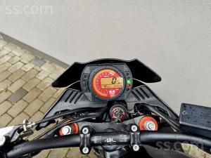 Kawasaki Z1000 2006 Ogre, ar dzinēja tilpumu 1.00 L un nobraukumu 0 tūkst. km par 2900 €, foto 10 vietnē AUTOMOTO.COM.LV