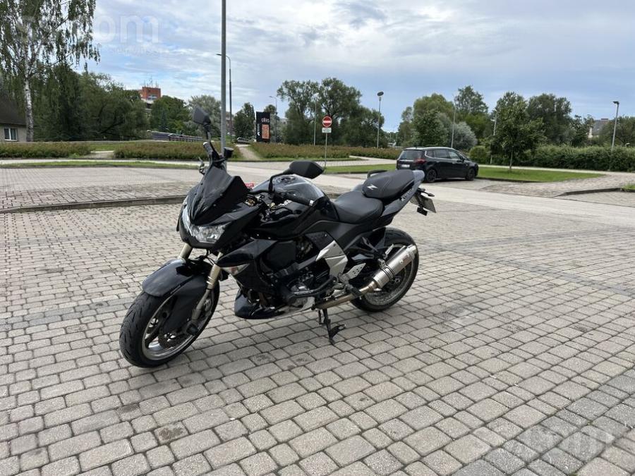 Kawasaki Z1000 2007 Rēzekne, ar dzinēja tilpumu 1.00 L un nobraukumu 0 tūkst. km par 4200 €, foto 4 vietnē AUTOMOTO.COM.LV