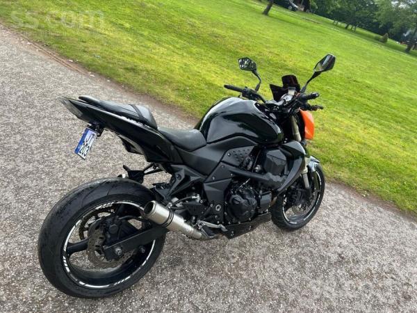 Kawasaki Z1000 2007 Limbaži, ar dzinēja tilpumu 0.95 L un nobraukumu 0 tūkst. km par 5300 €, foto 5 vietnē AUTOMOTO.COM.LV