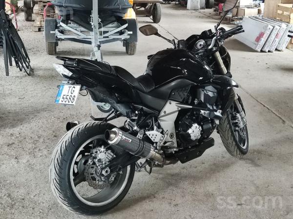Kawasaki Z1000 2007 Tukums, ar dzinēja tilpumu 0.95 L un nobraukumu 0 tūkst. km par 3850 €, foto 4 vietnē AUTOMOTO.COM.LV