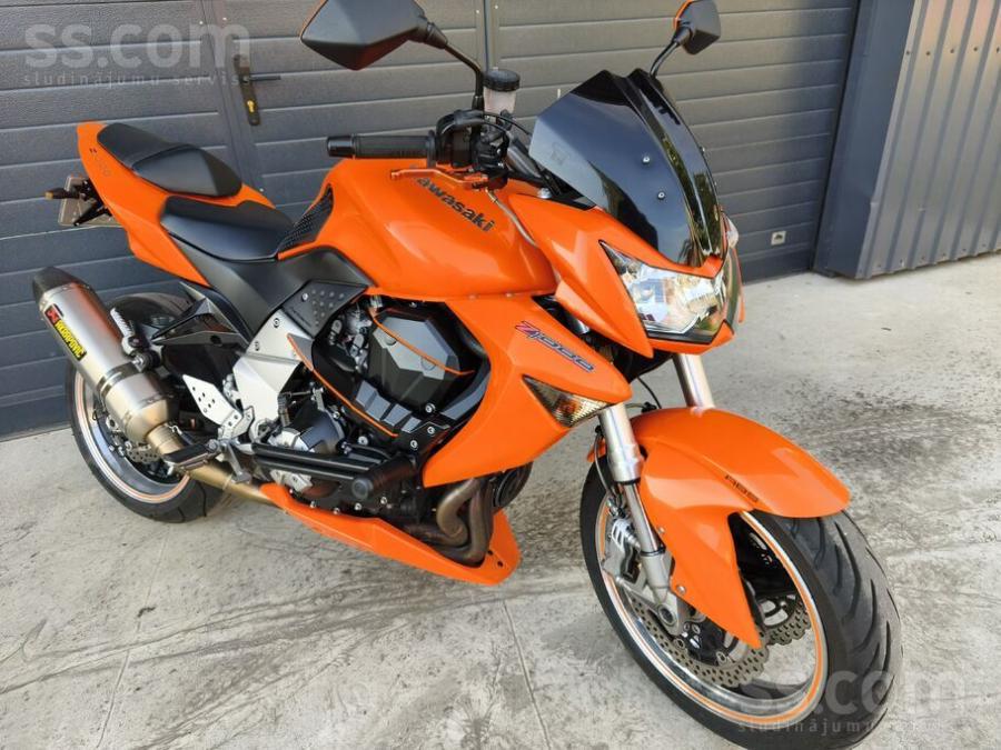 Kawasaki Z1000 2007 in Riga, with an engine capacity of 1.00 L and mileage of 0 thousand km for 4400 €, photo 1 on AUTOMOTO.COM.LV