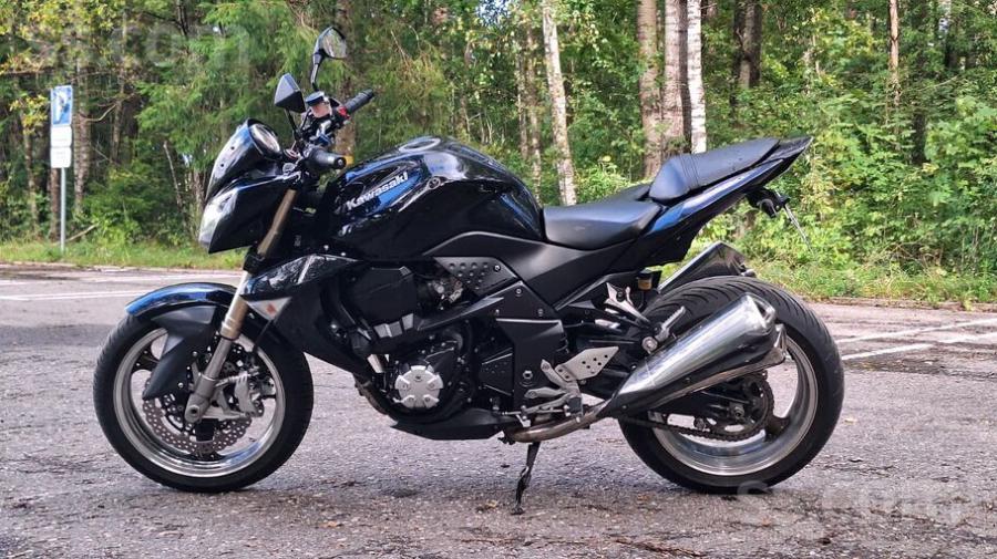 Kawasaki Z1000 2007 Valmiera, ar dzinēja tilpumu 0.95 L un nobraukumu 0 tūkst. km par 3800 €, foto 6 vietnē AUTOMOTO.COM.LV