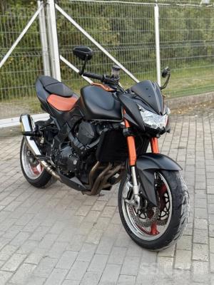 Kawasaki Z1000 2008 Tallina, ar dzinēja tilpumu 1.00 L un nobraukumu 0 tūkst. km par 3990 €, foto 8 vietnē AUTOMOTO.COM.LV