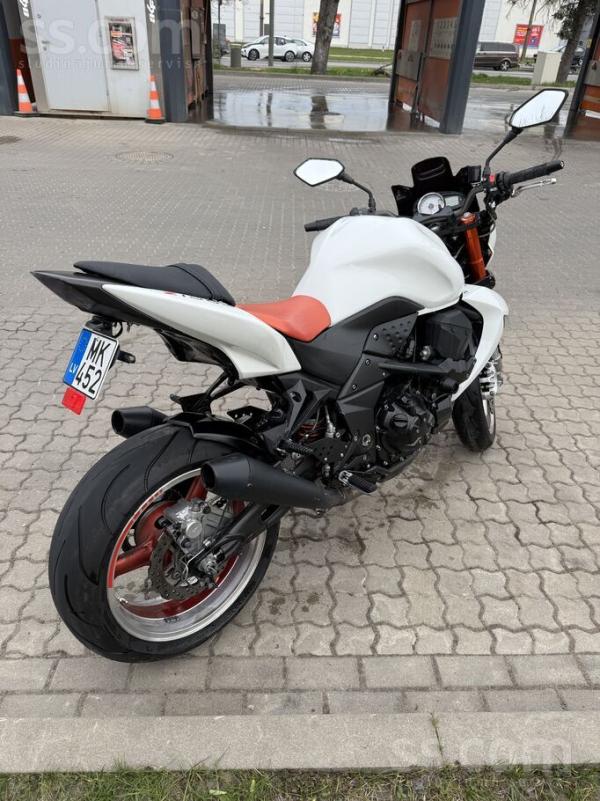 Кавасаки З 1000 2008 в Рига, объемом двигателя 1.00 л и пробегом 0 тыс. км за 4500 €, фото 2 на AUTOMOTO.COM.LV