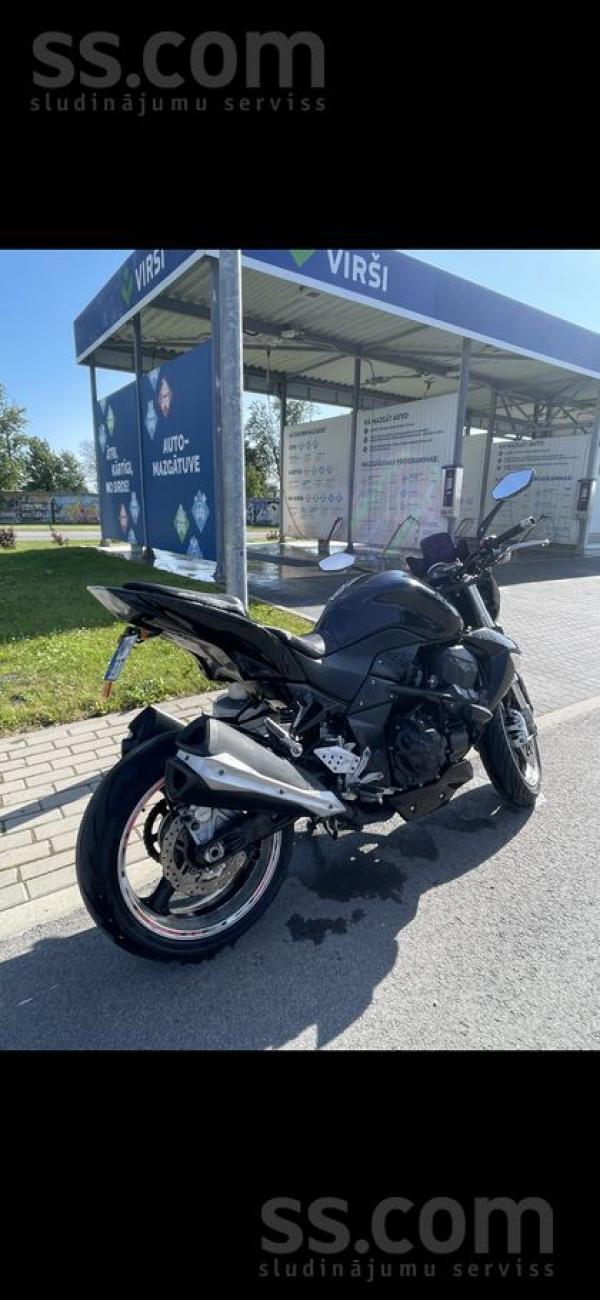 Kawasaki Z1000 2008 in Liepaja, with an engine capacity of 1.00 L and mileage of 0 thousand km for 4000 €, photo 4 on AUTOMOTO.COM.LV