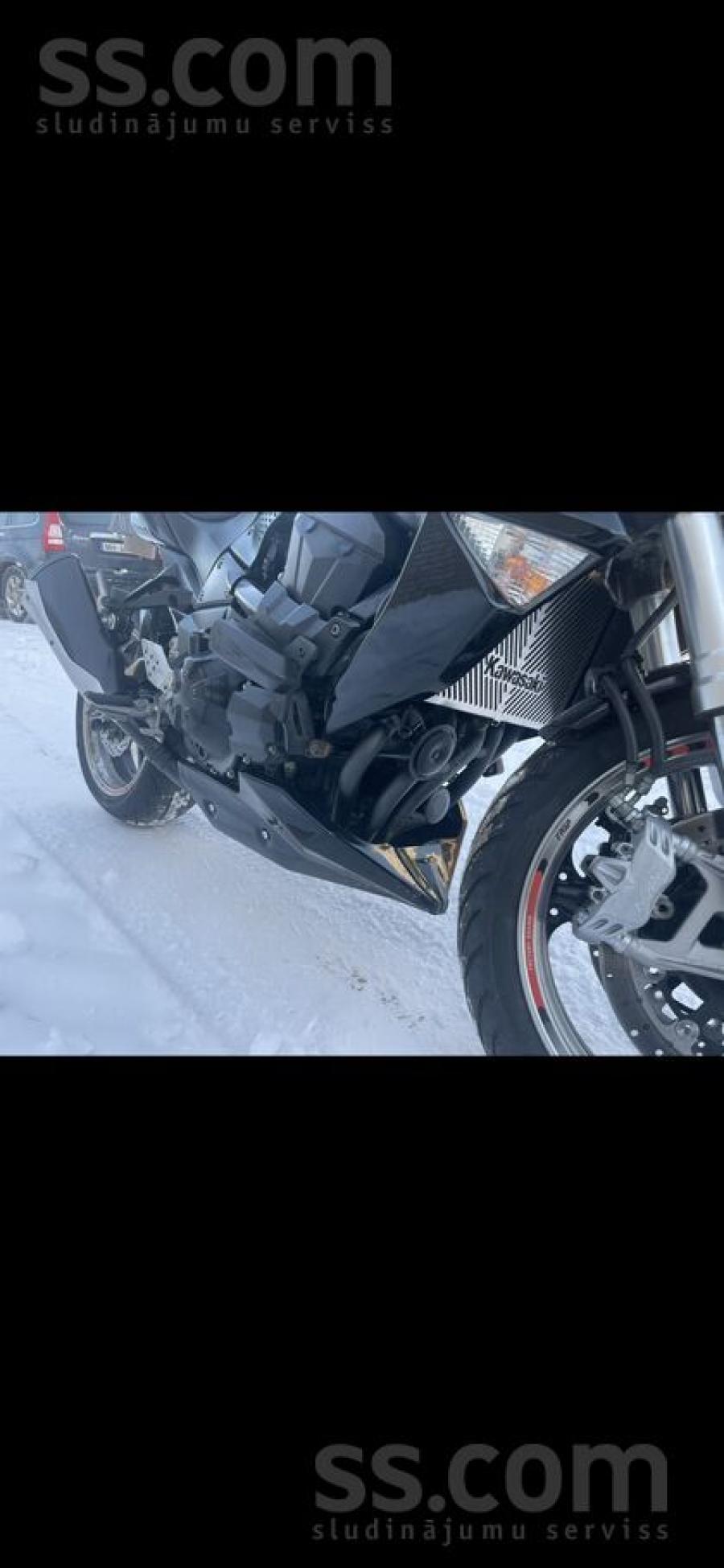Kawasaki Z1000 2008 in Liepaja, with an engine capacity of 1.00 L and mileage of 0 thousand km for 4000 €, photo 8 on AUTOMOTO.COM.LV