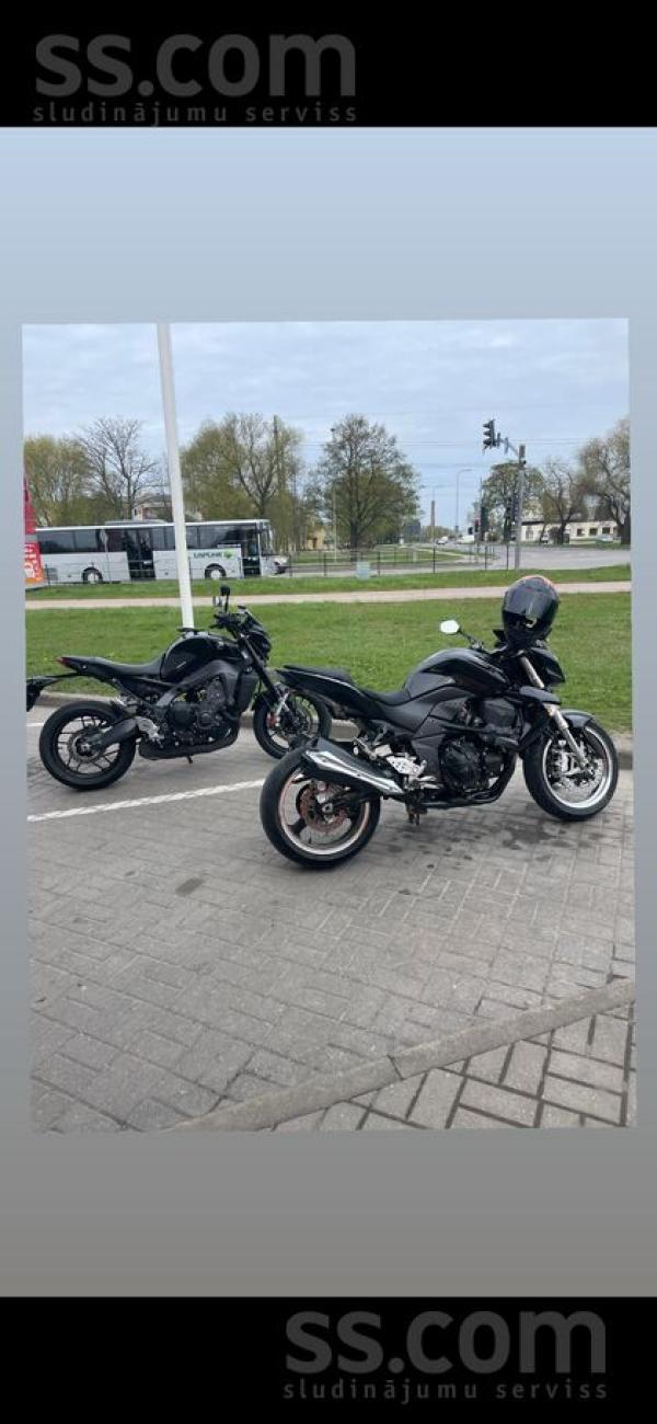 Kawasaki Z1000 2008 in Liepaja, with an engine capacity of 1.00 L and mileage of 0 thousand km for 4000 €, photo 8 on AUTOMOTO.COM.LV