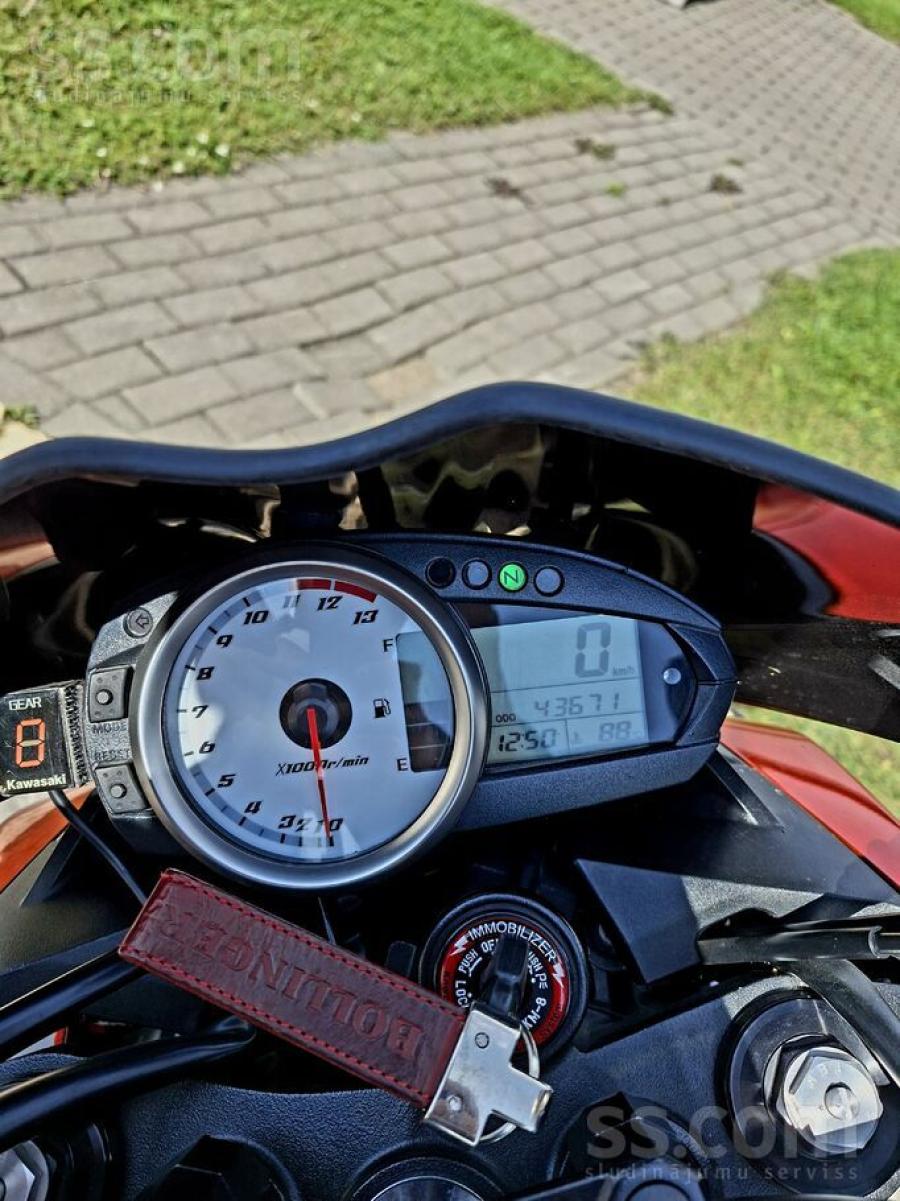 Kawasaki Z1000 2009 Cēsis, ar dzinēja tilpumu 0.95 L un nobraukumu 0 tūkst. km par 4250 €, foto 3 vietnē AUTOMOTO.COM.LV