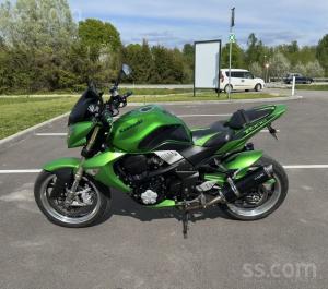 Kawasaki Z1000 2009 in Riga, with an engine capacity of 1.00 L and mileage of 0 thousand km for 3800 €, photo 1 on AUTOMOTO.COM.LV