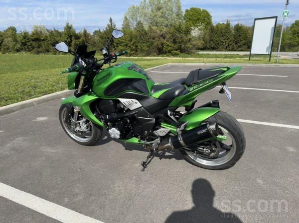 Kawasaki Z1000 2009 in Riga, with an engine capacity of 1.00 L and mileage of 0 thousand km for 3800 €, photo 2 on AUTOMOTO.COM.LV