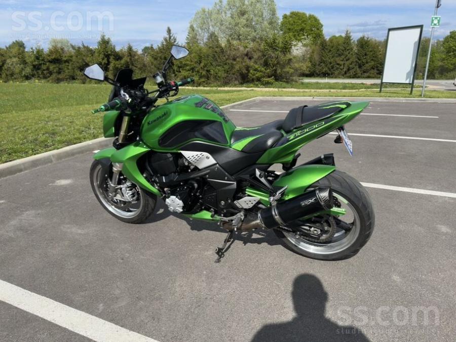 Kawasaki Z1000 2009 in Riga, with an engine capacity of 1.00 L and mileage of 0 thousand km for 3800 €, photo 3 on AUTOMOTO.COM.LV