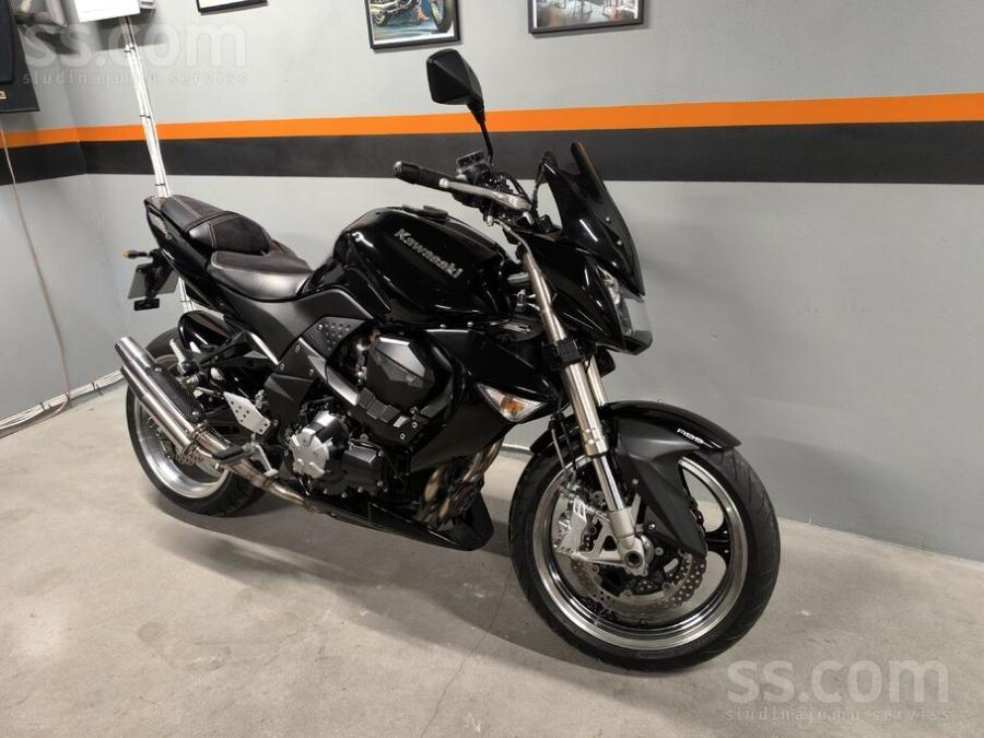 Kawasaki Z1000 2009 Rīga, ar dzinēja tilpumu 1.00 L un nobraukumu 0 tūkst. km par 4600 €, foto 4 vietnē AUTOMOTO.COM.LV