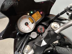 Kawasaki Z1000 2009 Rīga, ar dzinēja tilpumu 1.00 L un nobraukumu 0 tūkst. km par 4600 €, foto 6 vietnē AUTOMOTO.COM.LV