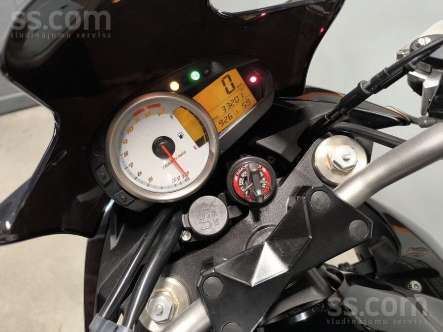 Kawasaki Z1000 2009 Rīga, ar dzinēja tilpumu 1.00 L un nobraukumu 0 tūkst. km par 4600 €, foto 6 vietnē AUTOMOTO.COM.LV