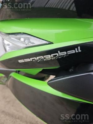 Kawasaki Z1000 2010 Rīga, ar dzinēja tilpumu 1.00 L un nobraukumu 0 tūkst. km par 6500 €, foto 3 vietnē AUTOMOTO.COM.LV