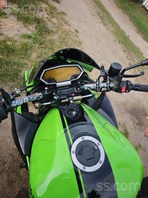 Kawasaki Z1000 2010 Rīga, ar dzinēja tilpumu 1.00 L un nobraukumu 0 tūkst. km par 6500 €, foto 9 vietnē AUTOMOTO.COM.LV