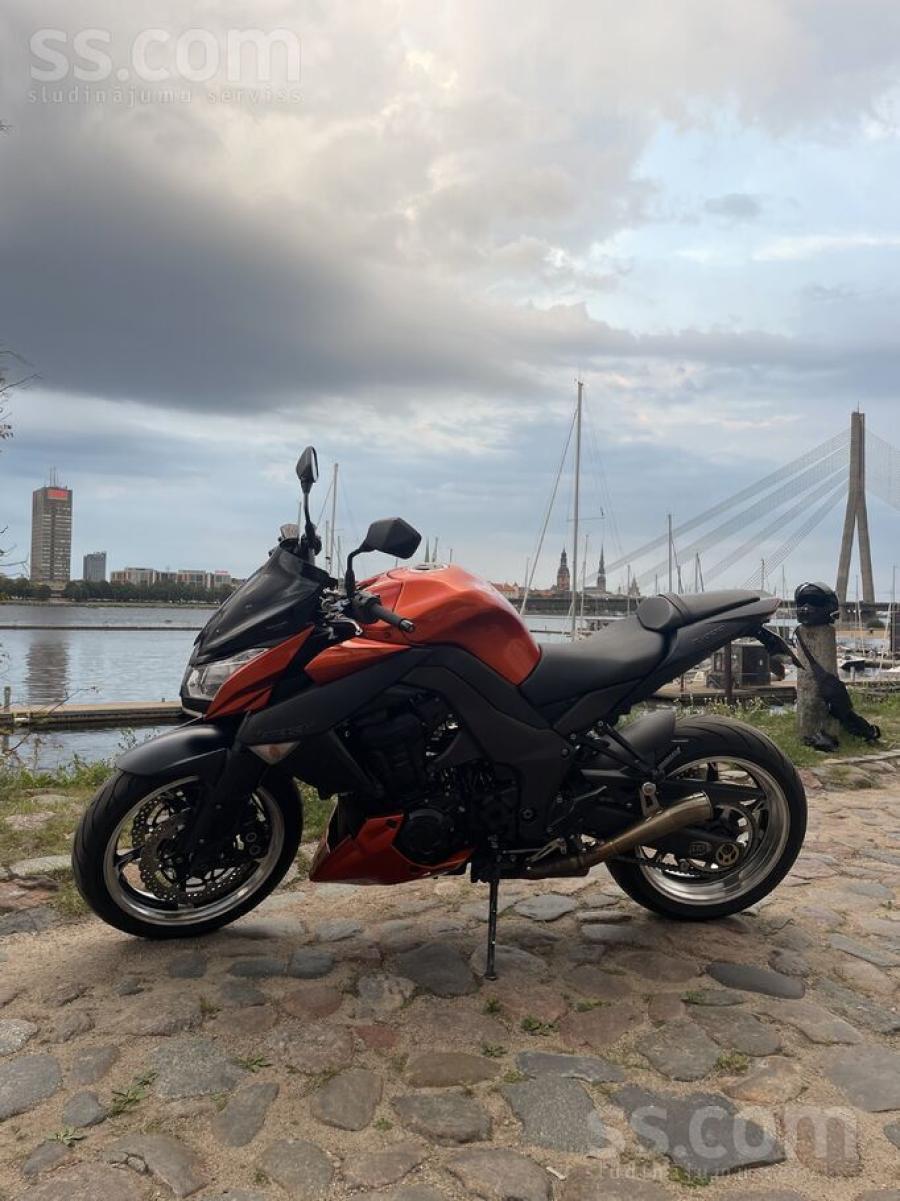 Kawasaki Z1000 2011 in Riga, with an engine capacity of 1.04 L and mileage of 0 thousand km for 4700 €, photo 10 on AUTOMOTO.COM.LV