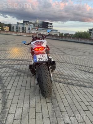 Kawasaki Z1000 2011 in Riga, with an engine capacity of 1.04 L and mileage of 0 thousand km for 5900 €, photo 5 on AUTOMOTO.COM.LV