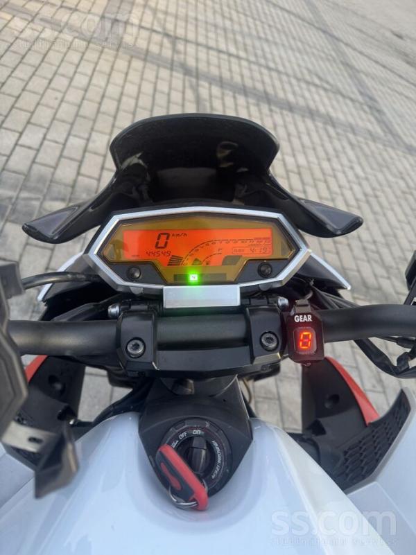 Kawasaki Z1000 2011 in Riga, with an engine capacity of 1.04 L and mileage of 0 thousand km for 5900 €, photo 8 on AUTOMOTO.COM.LV