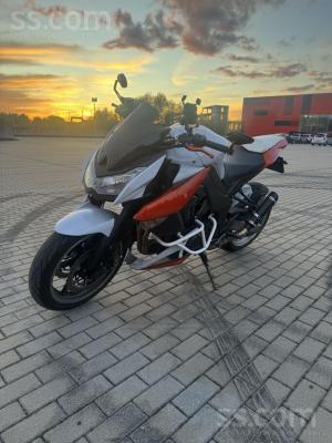 Kawasaki Z1000 2011 in Riga, with an engine capacity of 1.04 L and mileage of 0 thousand km for 5900 €, photo 9 on AUTOMOTO.COM.LV