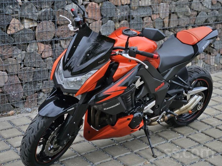 Kawasaki Z1000 2012 in Jekabpils, with an engine capacity of 1.04 L and mileage of 0 thousand km for 5950 €, photo 4 on AUTOMOTO.COM.LV