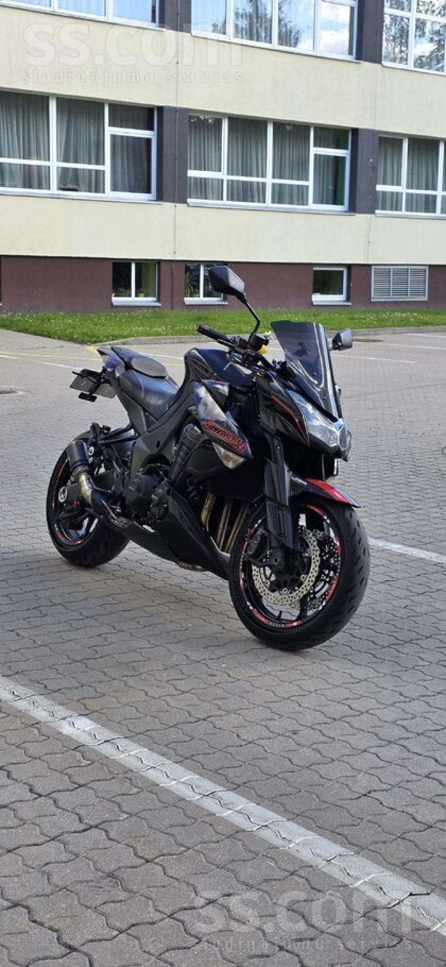 Kawasaki Z1000 2012 in Riga, with an engine capacity of 1.04 L and mileage of 0 thousand km for 6450 €, photo 1 on AUTOMOTO.COM.LV