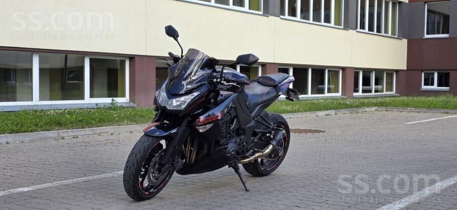 Kawasaki Z1000 2012 in Riga, with an engine capacity of 1.04 L and mileage of 0 thousand km for 6450 €, photo 7 on AUTOMOTO.COM.LV