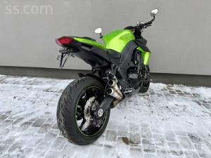 Kawasaki Z1000 2013 Rīga, ar dzinēja tilpumu 1.04 L un nobraukumu 0 tūkst. km par 5600 €, foto 3 vietnē AUTOMOTO.COM.LV
