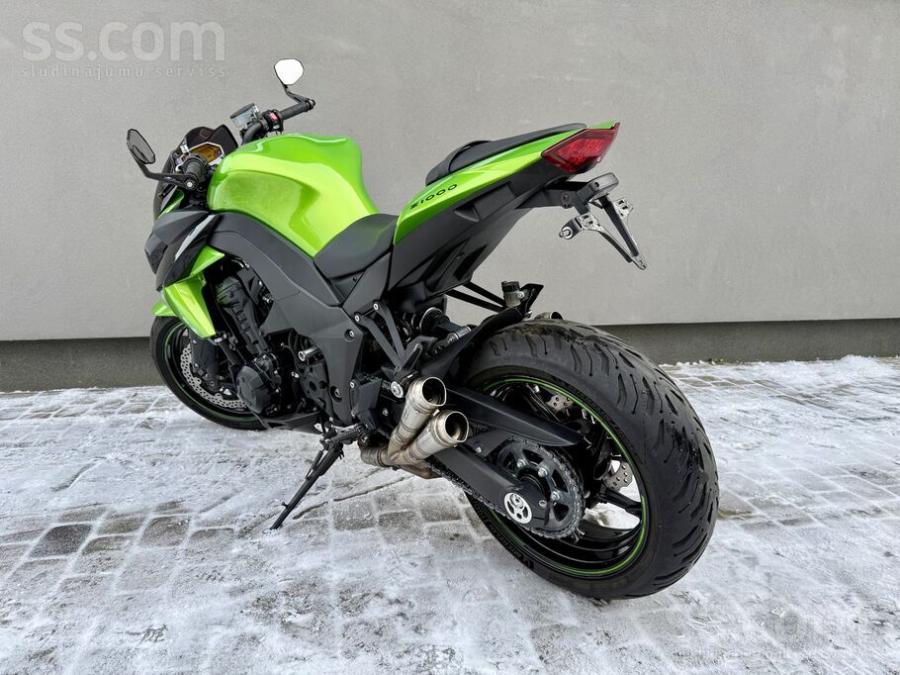 Kawasaki Z1000 2013 Rīga, ar dzinēja tilpumu 1.04 L un nobraukumu 0 tūkst. km par 5600 €, foto 4 vietnē AUTOMOTO.COM.LV