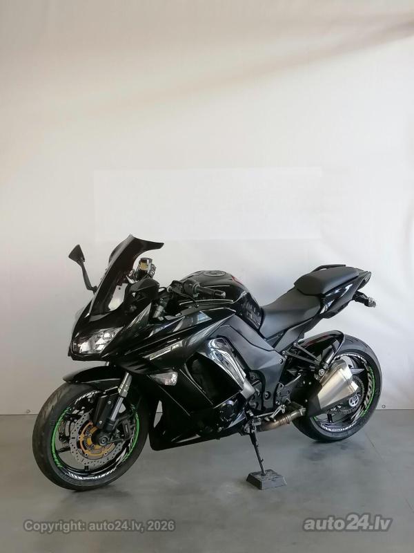 Kawasaki Z1000 2014 Tallina, ar dzinēja tilpumu 1.00 L un nobraukumu 3 tūkst. km par 7200 €, foto 2 vietnē AUTOMOTO.COM.LV