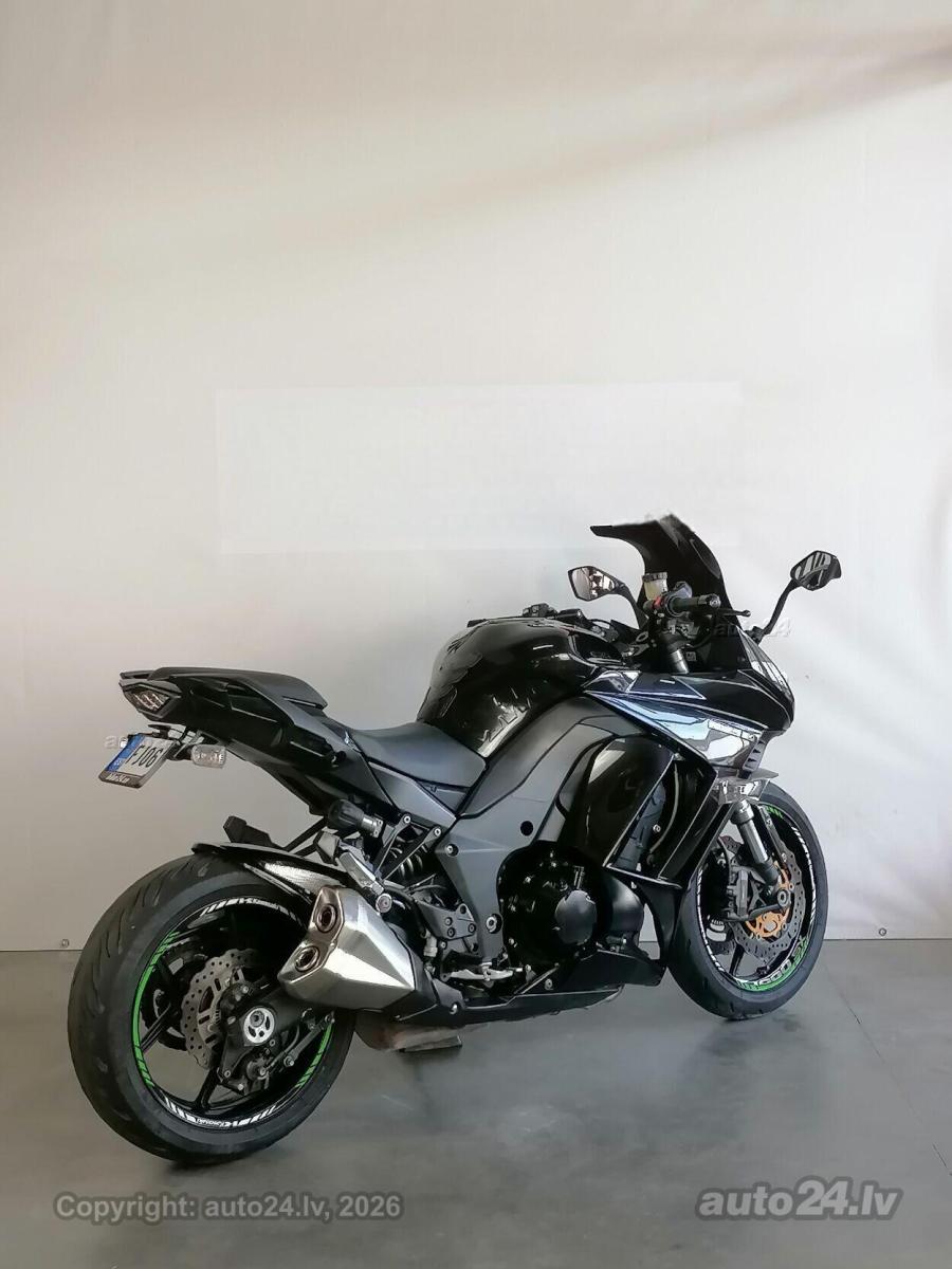 Kawasaki Z1000 2014 in Tallinn, with an engine capacity of 1.00 L and mileage of 3 thousand km for 7200 €, photo 4 on AUTOMOTO.COM.LV