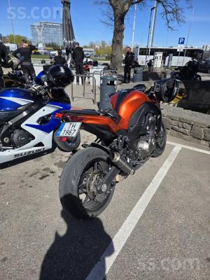 Кавасаки З 1000 2014 в Рига, объемом двигателя 1.00 л и пробегом 0 тыс. км за 8700 €, фото 4 на AUTOMOTO.COM.LV