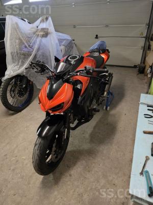 Kawasaki Z1000 2014 Rīga, ar dzinēja tilpumu 1.00 L un nobraukumu 0 tūkst. km par 8400 €, foto  vietnē AUTOMOTO.COM.LV
