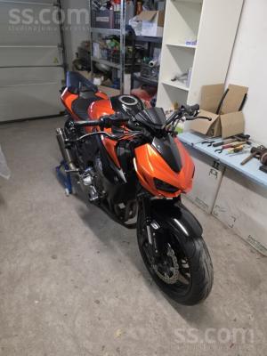 Kawasaki Z1000 2014 Rīga, ar dzinēja tilpumu 1.00 L un nobraukumu 0 tūkst. km par 8400 €, foto 3 vietnē AUTOMOTO.COM.LV