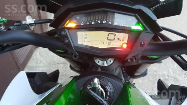 Kawasaki Z1000 2016 in Riga, with an engine capacity of 1.04 L and mileage of 0 thousand km for 8700 €, photo 5 on AUTOMOTO.COM.LV
