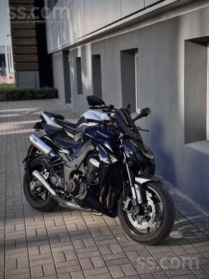 Kawasaki Z1000 2016 in Riga, with an engine capacity of 1.04 L and mileage of 0 thousand km for 6800 €, photo 4 on AUTOMOTO.COM.LV