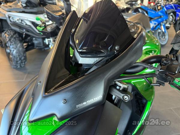 Kawasaki Z1000 2018 in Tallinn, with an engine capacity of 1.04 L and mileage of 32 thousand km for 8490 €, photo 11 on AUTOMOTO.COM.LV