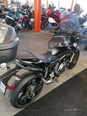 Melns Kawasaki Z650 2017 Tallina, ar dzinēja tilpumu 0.65 L un nobraukumu 27 tūkst. km par 4800 €, foto 2 vietnē AUTOMOTO.COM.LV