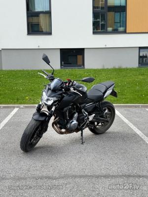 Черный Кавасаки Z650 2017 в Таллин, объемом двигателя 0.65 л и пробегом 16 тыс. км за 4500 €, фото  на AUTOMOTO.COM.LV