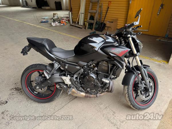 Melns Kawasaki Z650 2021 Tallina, ar dzinēja tilpumu 0.65 L un nobraukumu 10 tūkst. km par 5600 €, foto 3 vietnē AUTOMOTO.COM.LV