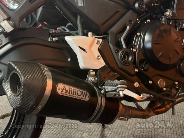 Melns Kawasaki Z650 2021 Tartu, ar dzinēja tilpumu 0.65 L un nobraukumu 34 tūkst. km par 4990 €, foto 10 vietnē AUTOMOTO.COM.LV
