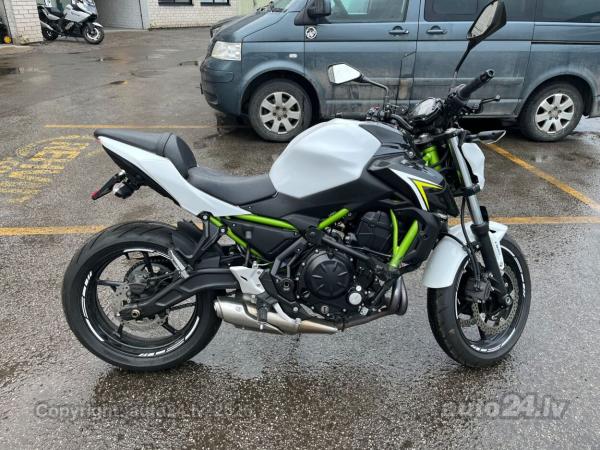 Зеленый Кавасаки Z650 2018 в Таллин, объемом двигателя 0.65 л и пробегом 16 тыс. км за 5000 €, фото 2 на AUTOMOTO.COM.LV