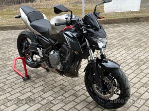 Pelēks Kawasaki Z650 2017 Pērnava, ar dzinēja tilpumu 0.65 L un nobraukumu 30 tūkst. km par 4790 €, foto 5 vietnē AUTOMOTO.COM.LV