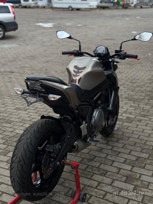 Pelēks Kawasaki Z650 2017 Pērnava, ar dzinēja tilpumu 0.65 L un nobraukumu 30 tūkst. km par 4790 €, foto 7 vietnē AUTOMOTO.COM.LV