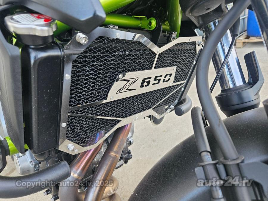 Kawasaki Z650 2018 in Tallinn, with an engine capacity of 0.65 L and mileage of 16 thousand km for 5300 €, photo 14 on AUTOMOTO.COM.LV