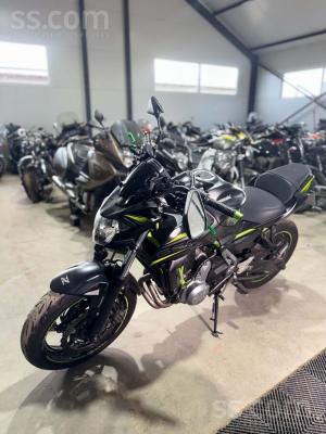 Кавасаки Z650 2019 в Таураге, объемом двигателя 0.65 л и пробегом 0 тыс. км за 2500 €, фото  на AUTOMOTO.COM.LV