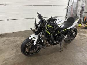 Kawasaki Z650 2020 in Kelme, with an engine capacity of 0.65 L and mileage of 0 thousand km for 1430 €, photo  on AUTOMOTO.COM.LV