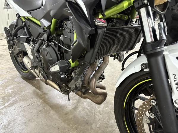 Kawasaki Z650 2020 Kelmė, ar dzinēja tilpumu 0.65 L un nobraukumu 0 tūkst. km par 1430 €, foto 9 vietnē AUTOMOTO.COM.LV