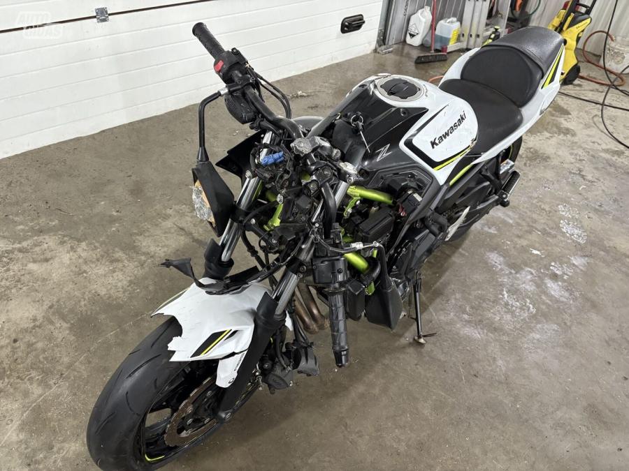 Kawasaki Z650 2020 in Kelme, with an engine capacity of 0.65 L and mileage of 0 thousand km for 1430 €, photo 16 on AUTOMOTO.COM.LV